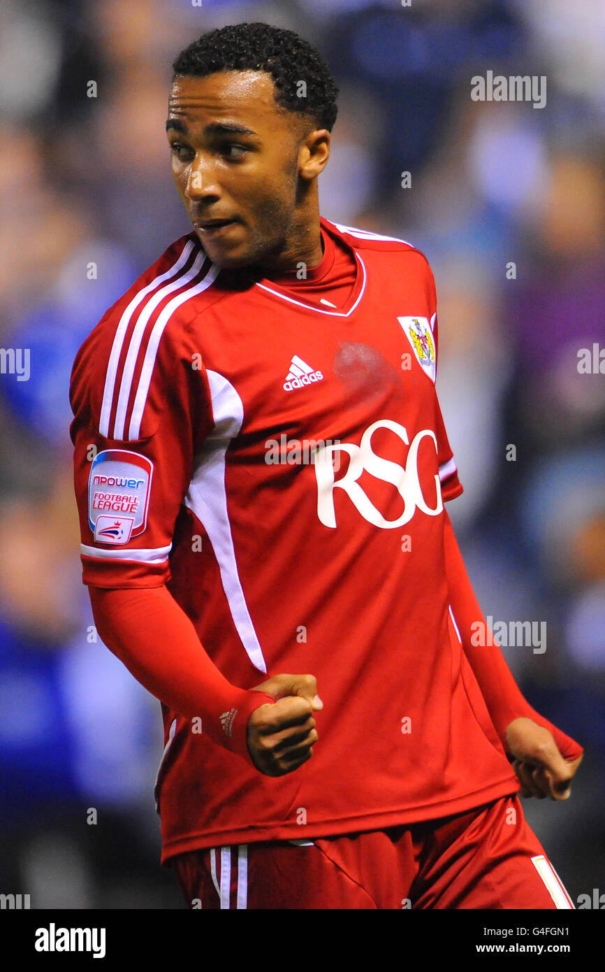 Bristol City's Nicky Maynard celebrates his second goal Stock Photo - Alamy