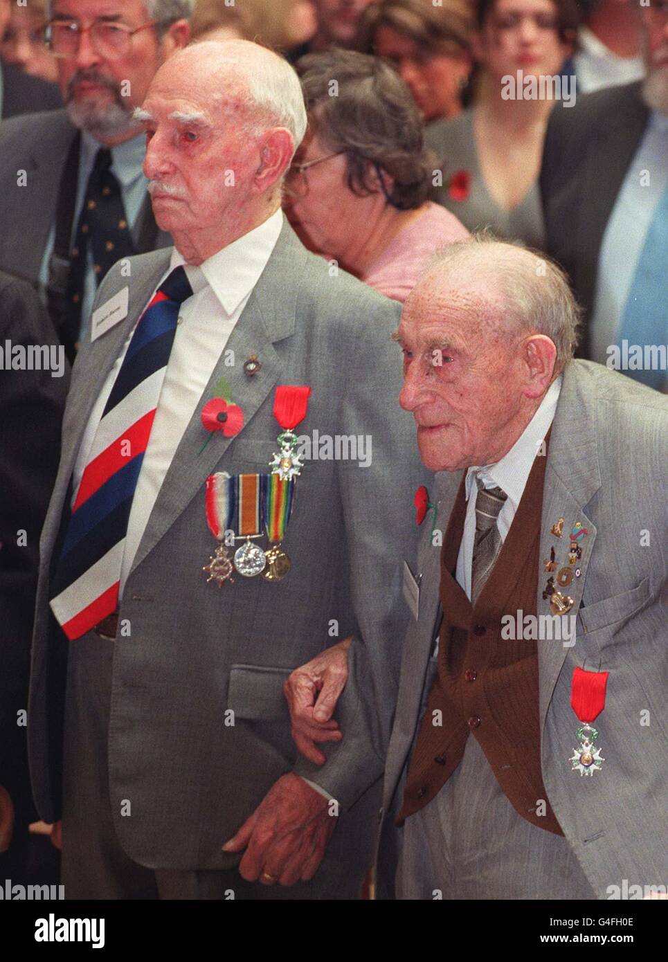 Cameron highlanders world war hi-res stock photography and images - Alamy