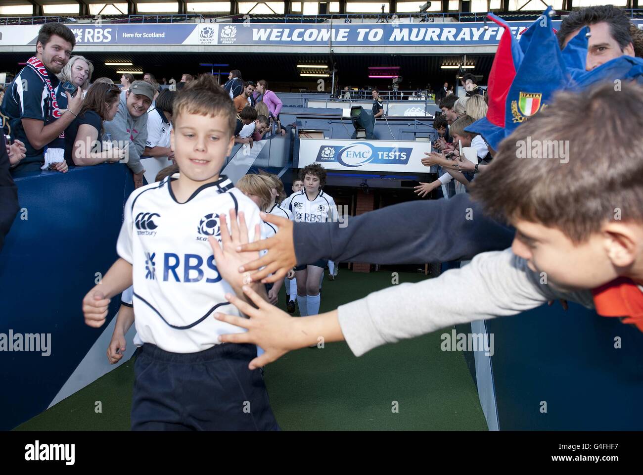 Mascots prepare emc test murrayfield hi-res stock photography and ...
