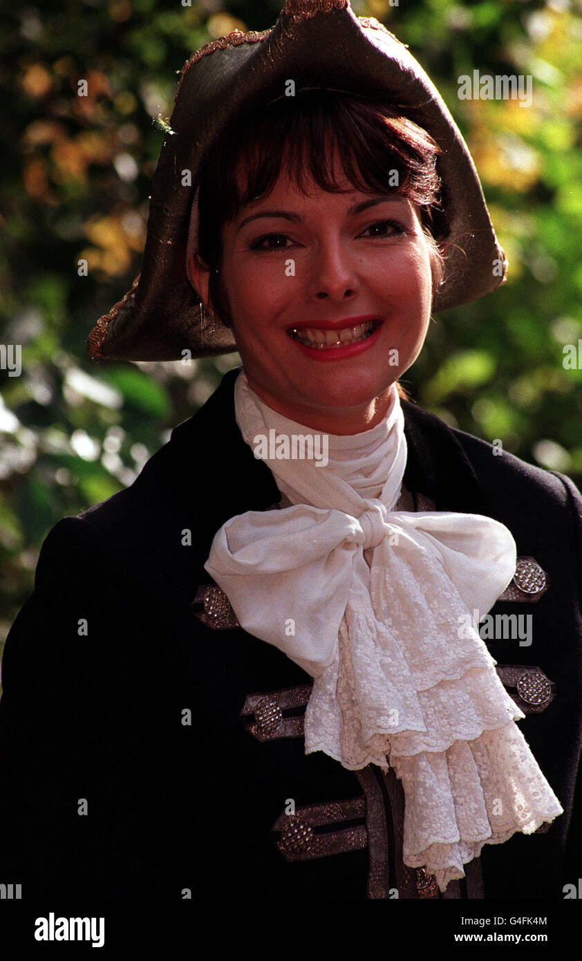 PA NEWS PHOTO 20/10/98 ACTRESS KATE WESTON AT A PHOTOCALL FOR THE ...