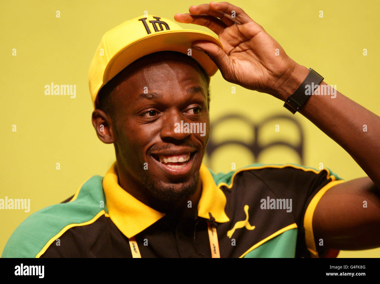 Athletics headshot head shot cap hi-res stock photography and images ...