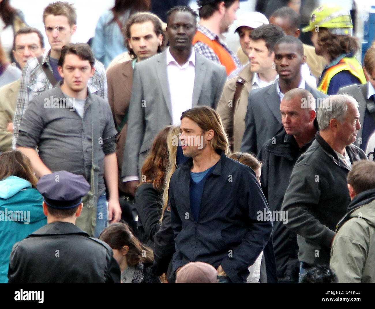 Brad Pitt in George Square, Glasgow as filming of World War Z continues ...