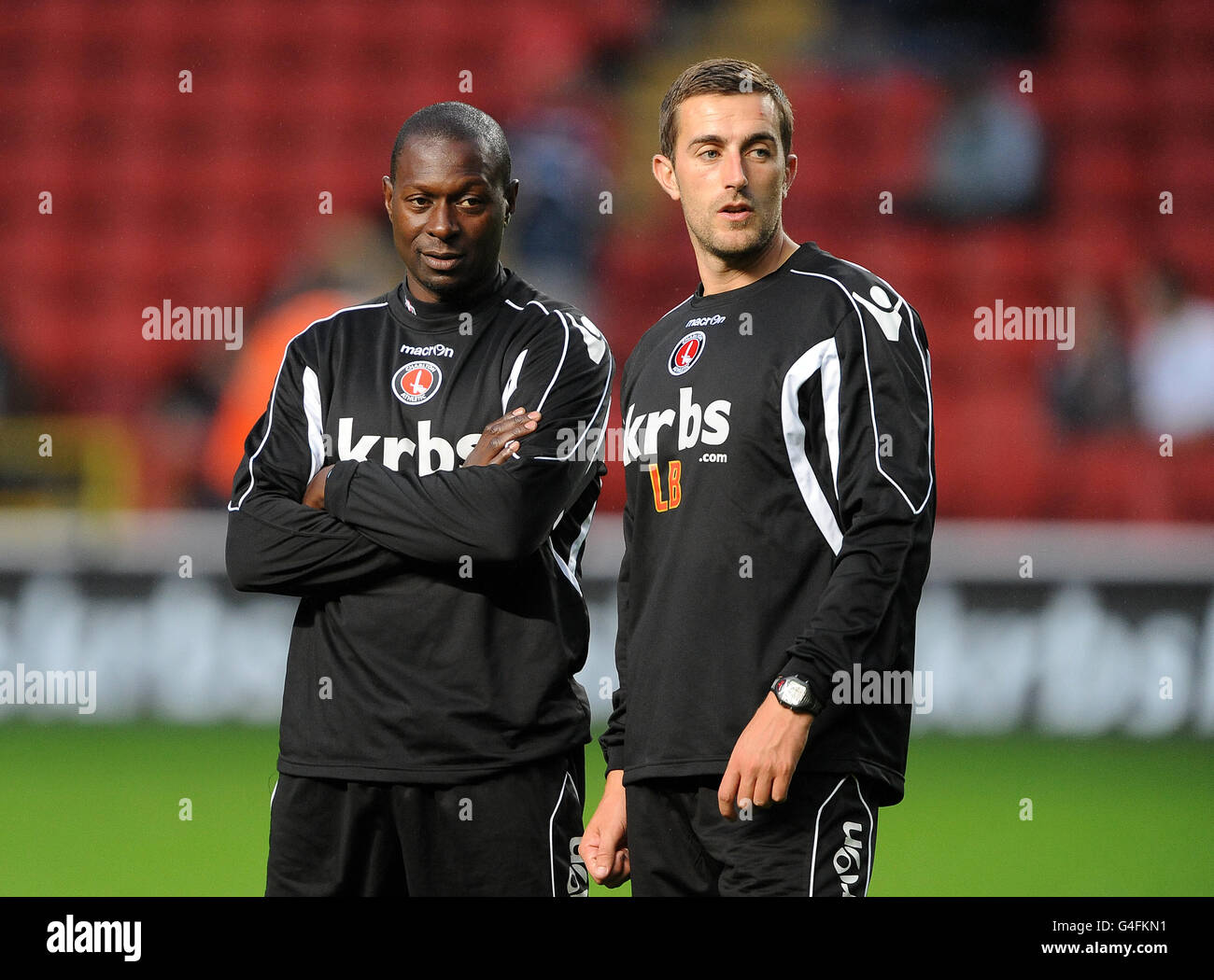 Charlton athletic assistant manager alex dyer left hi-res stock ...
