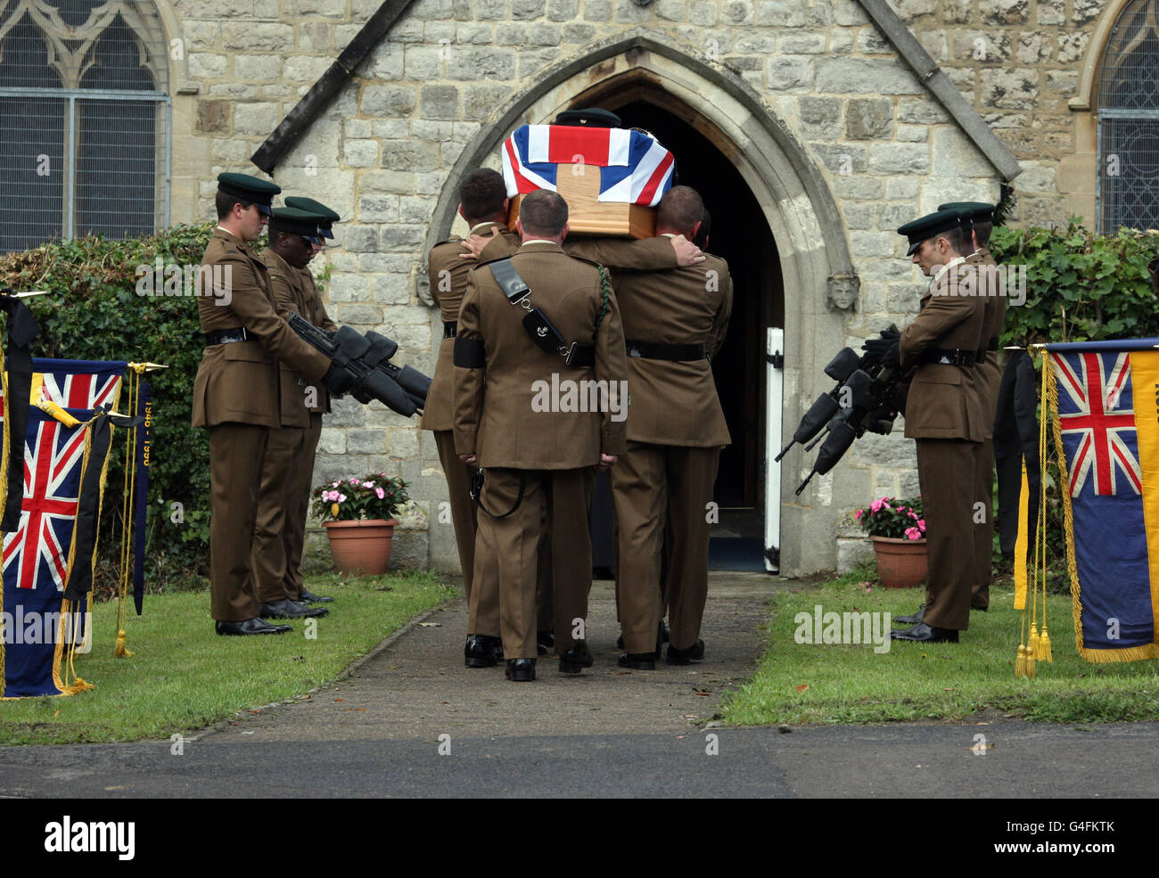 Lieutenant Daniel Clack's coffin arrives at St Paul's Church, Woodford ...