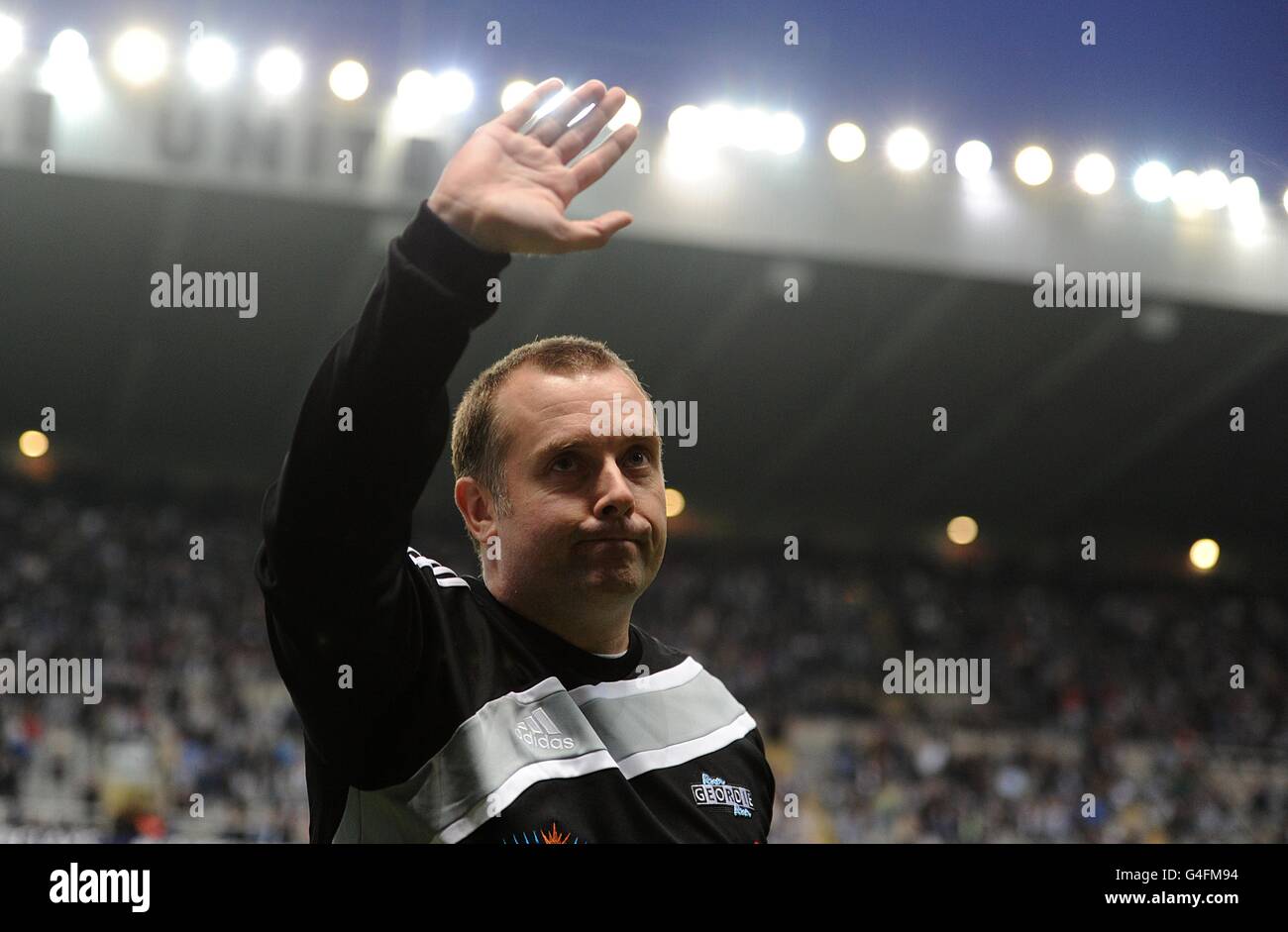 Wayne Allison is paraded on the pitch before he begins his 'Run Geordie ...