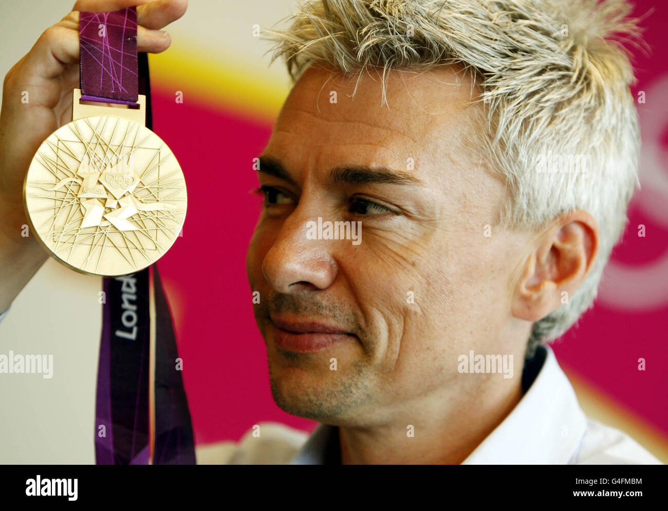 Olympics countdown medals head shot headshot smiling mangrr hi-res ...
