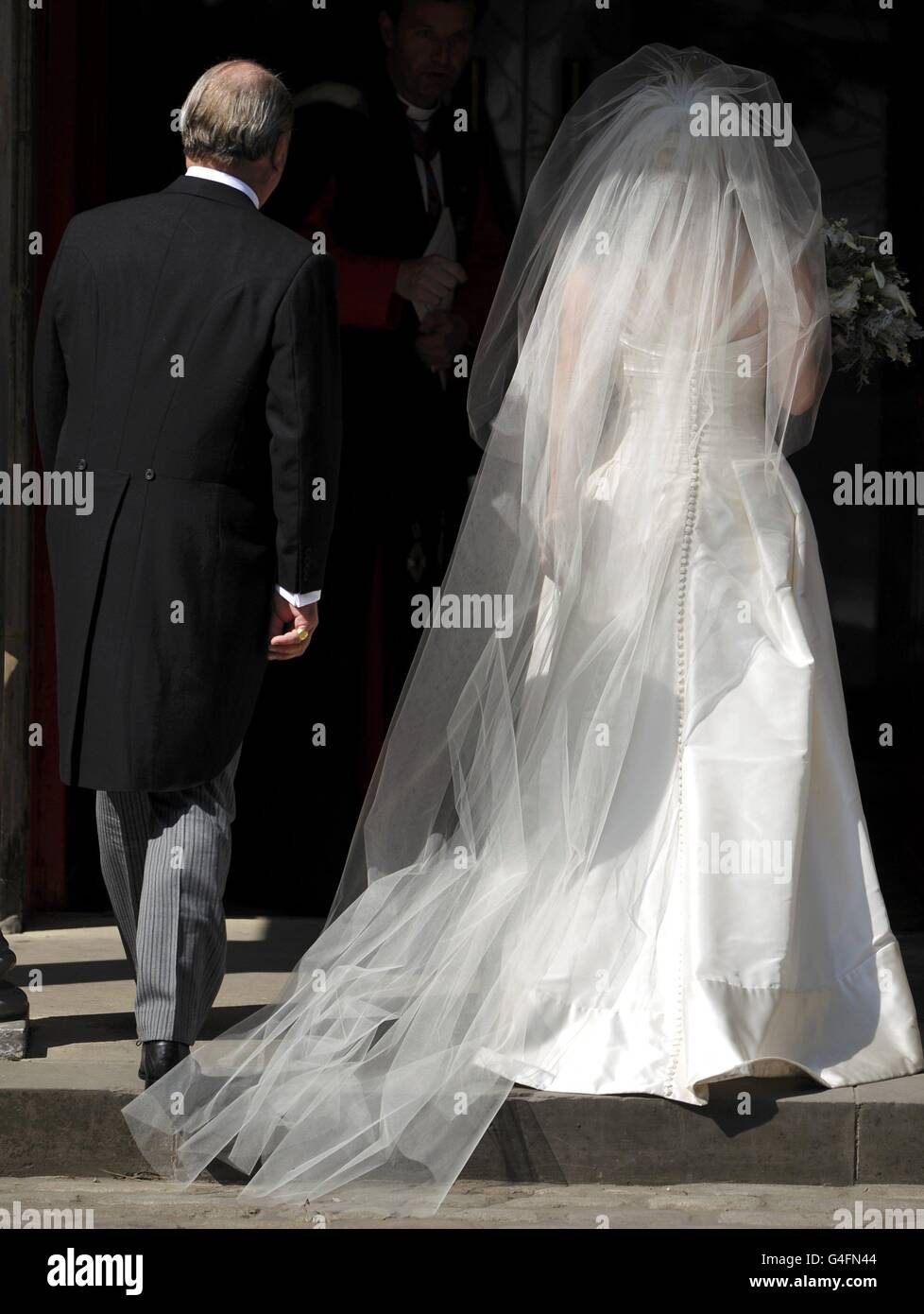 Zara Phillips with her father Mark arriving for her wedding to Mike ...