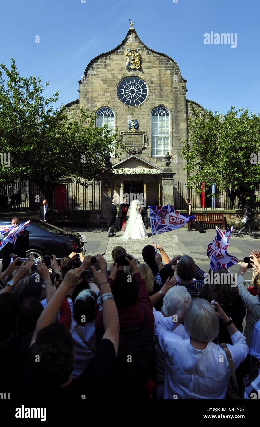 Zara Phillips and Mike Tindall wedding Stock Photo - Alamy