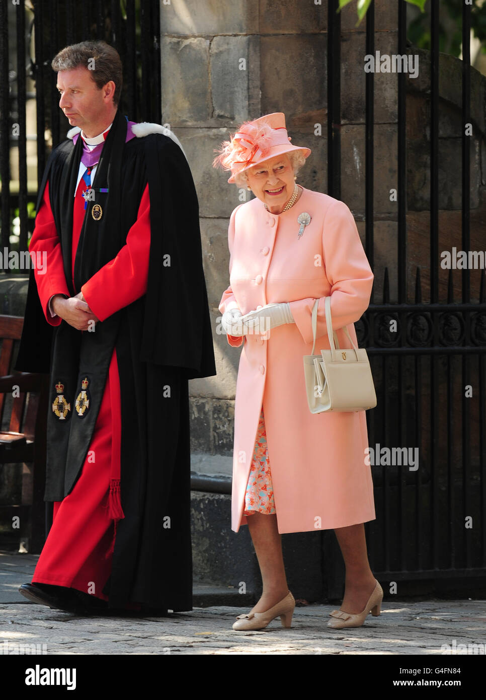 Queen elizabeth zara hi-res stock photography and images - Alamy