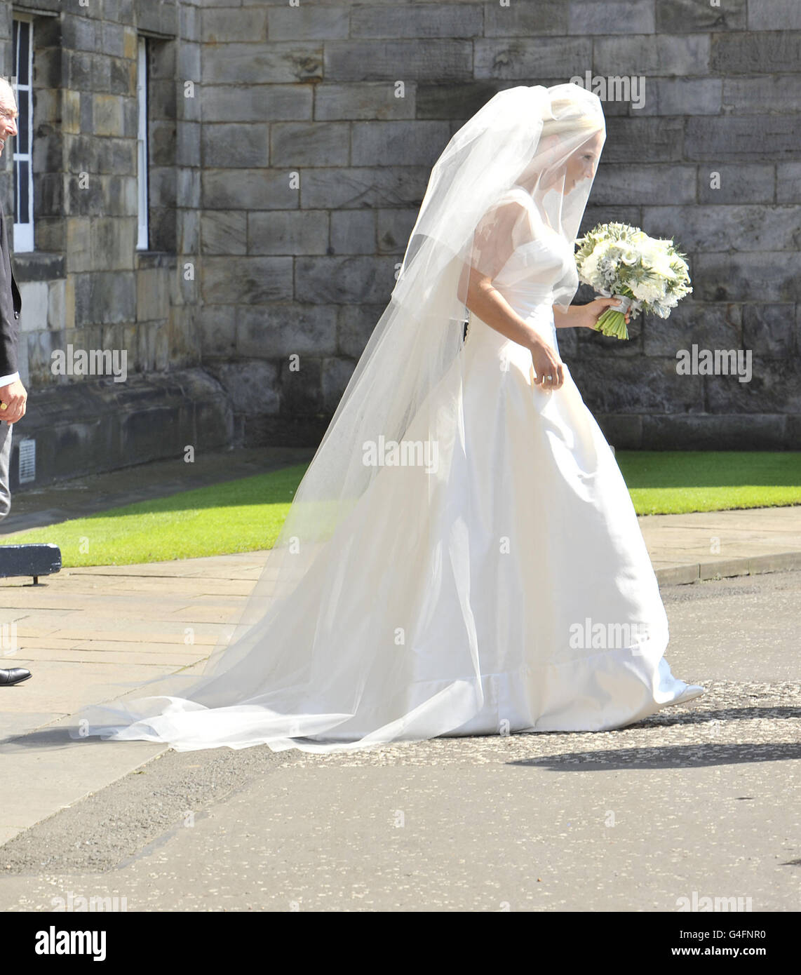 Zara Phillips and Mike Tindall wedding Stock Photo - Alamy
