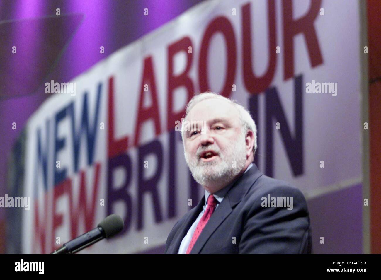 Health Secretary Frank Dobson speaking at the Labour Party Conference ...