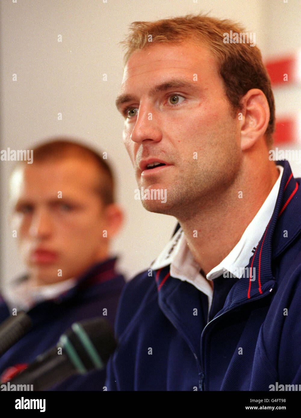 England Rugby Captain Lawrence Dallaglio with Matt Dawson the former ...