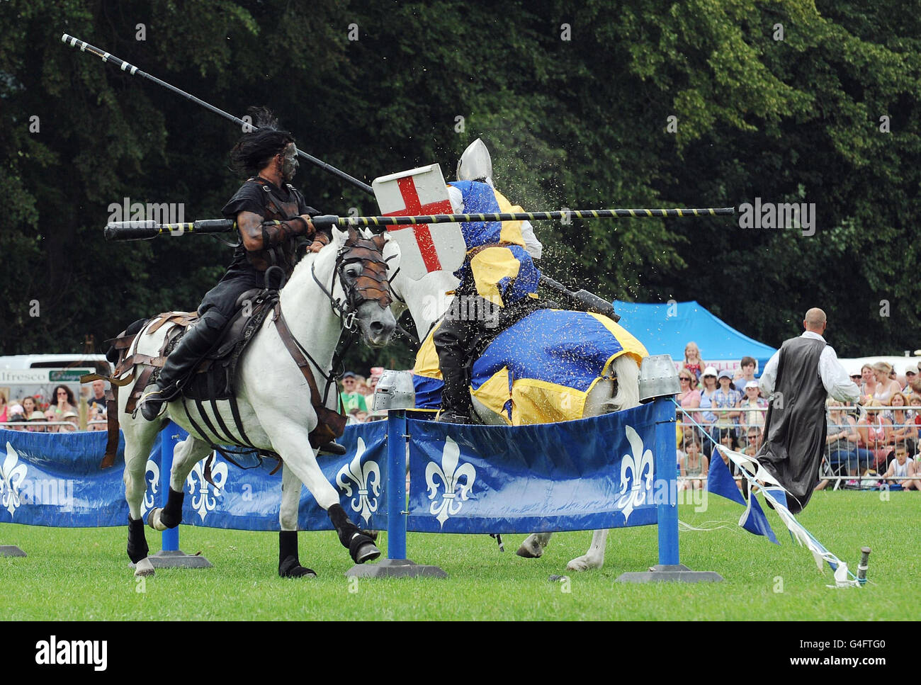 Members of the Rockin' Horse Equestrian Stunt Team shows off their ...