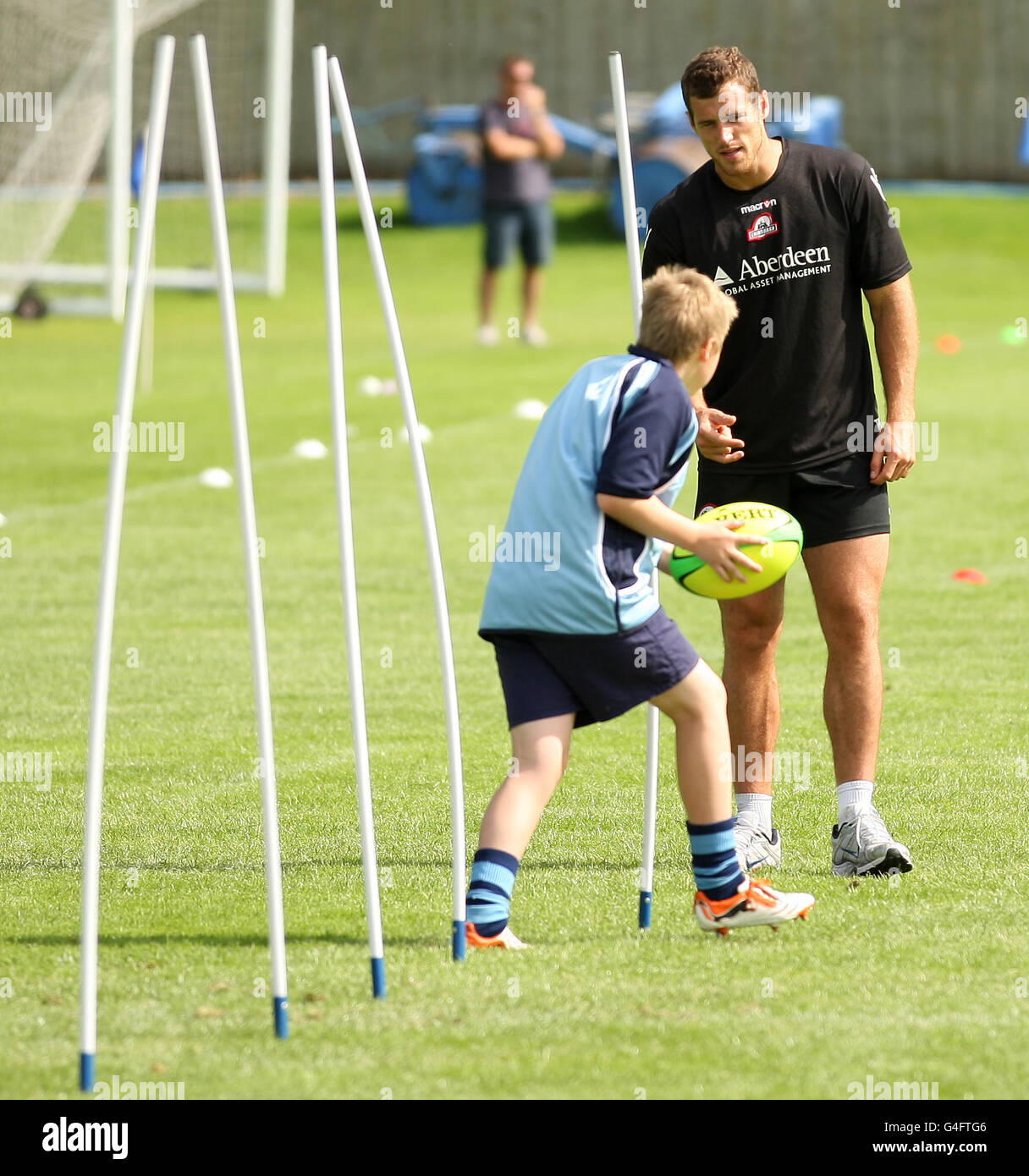 Rugby Union - Kids skills camp - St Andrews. Edinburgh team members ...
