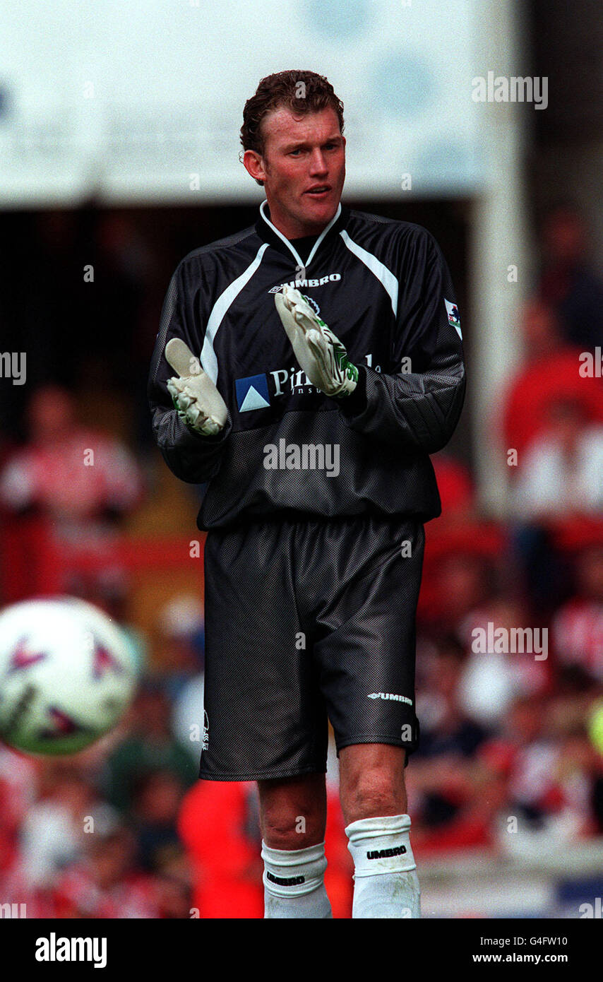 Nottingham forest v southampton hi-res stock photography and images - Alamy
