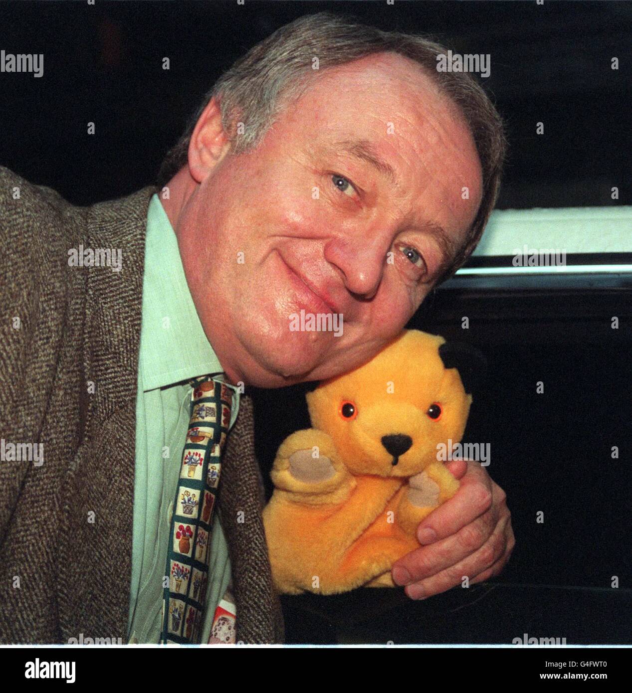 Sooty puppet photo hi-res stock photography and images - Alamy