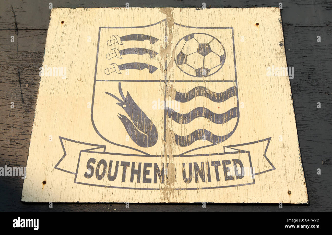 Southend united football sign hi-res stock photography and images - Alamy