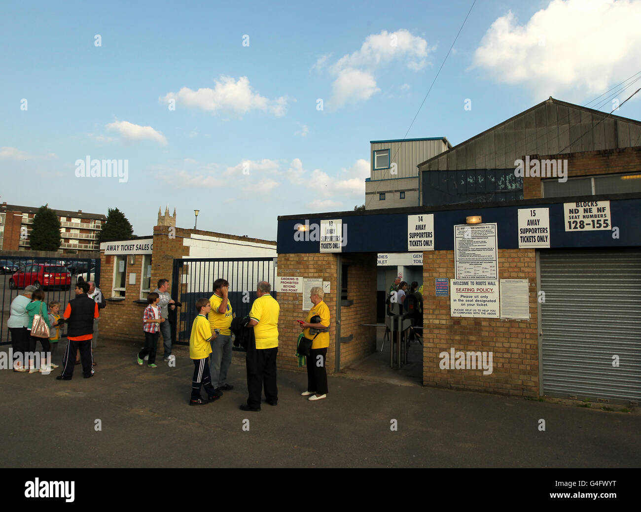 Roots hall stand hi-res stock photography and images - Alamy