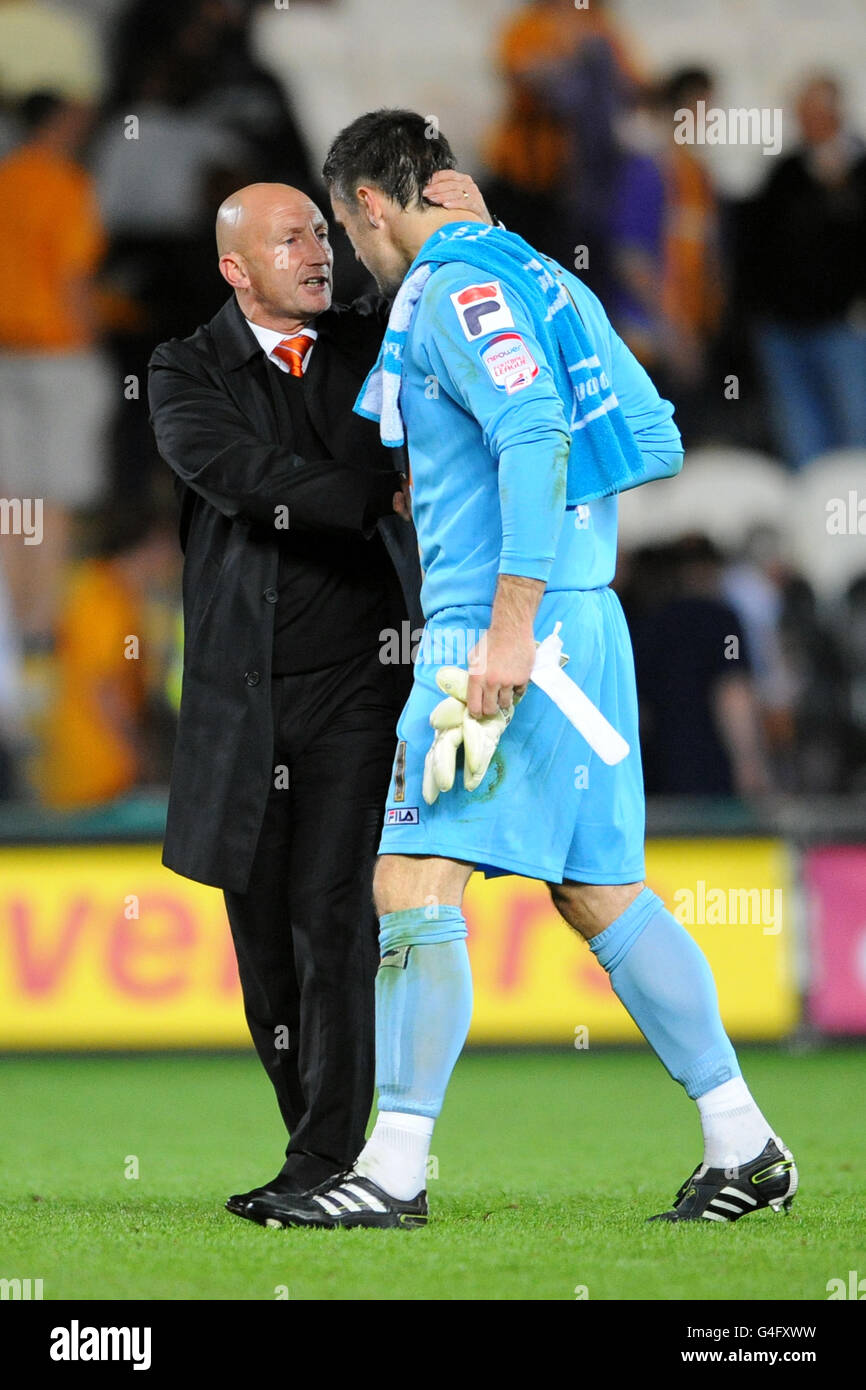 Blackpool manager Ian Holloway (left) celebrates with goalkeeper ...
