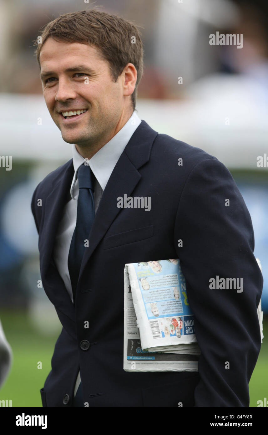 Party on paddock tom jones race day hi-res stock photography and images ...