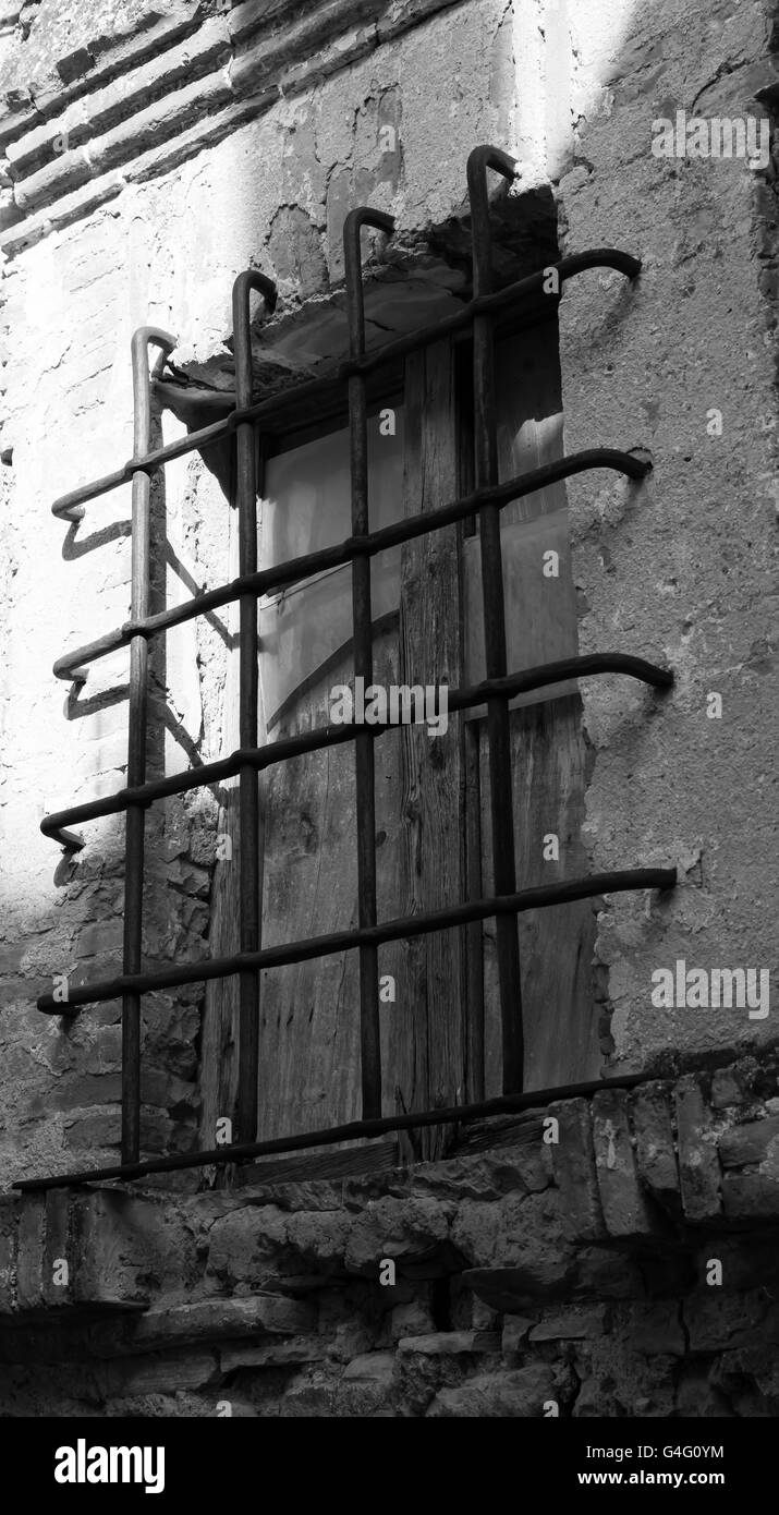 Security bars on a window Black and White Stock Photos & Images - Alamy
