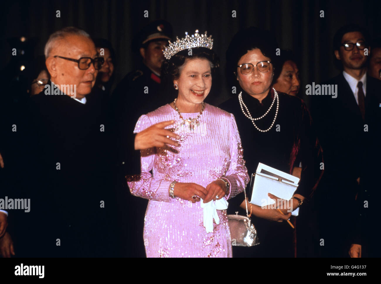 Royalty - Queen State Visit to China - Beijing Stock Photo - Alamy