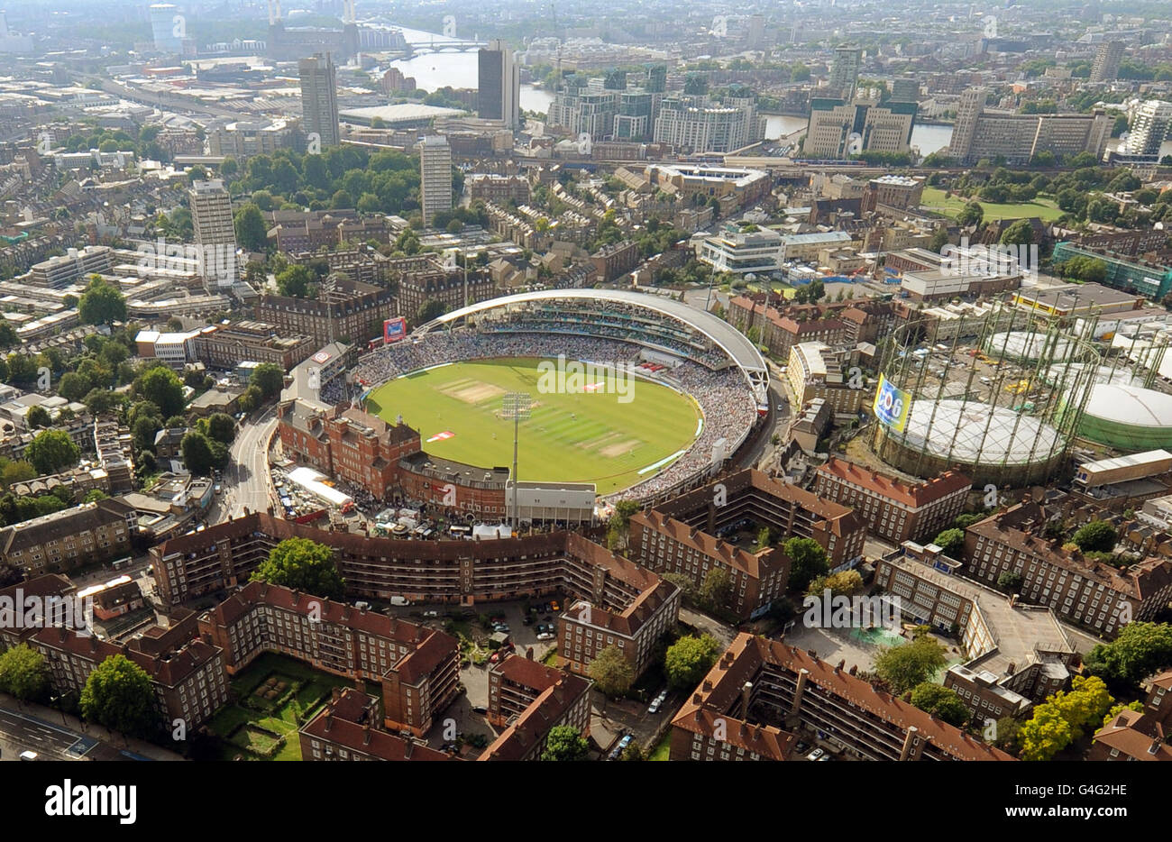 Kia oval aerial hi-res stock photography and images - Alamy