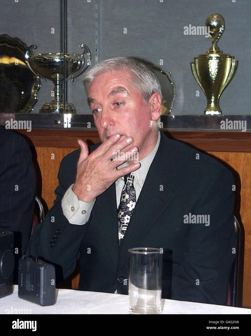 Roy evans trophy hi-res stock photography and images - Alamy