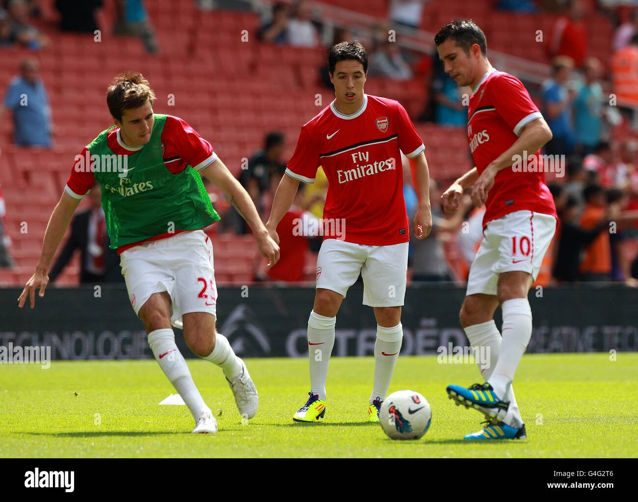 Left right arsenals samir nasri hi-res stock photography and images - Alamy