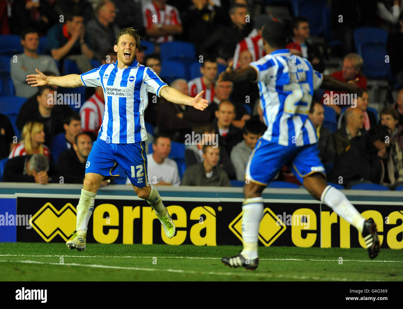 Lualua kazenga sunderland hi-res stock photography and images - Alamy