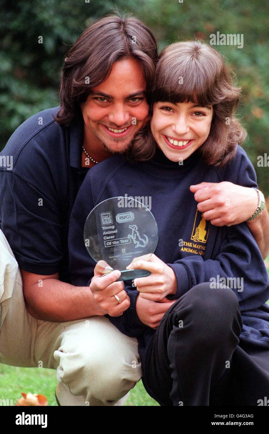 Tv vet malcolm jeffries and 11 year 0ld amy allen from northolt hi-res ...