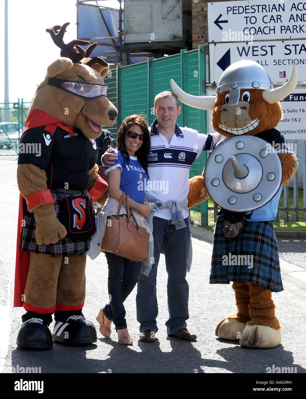Rugby Full Length Mascots High Resolution Stock Photography and Images ...