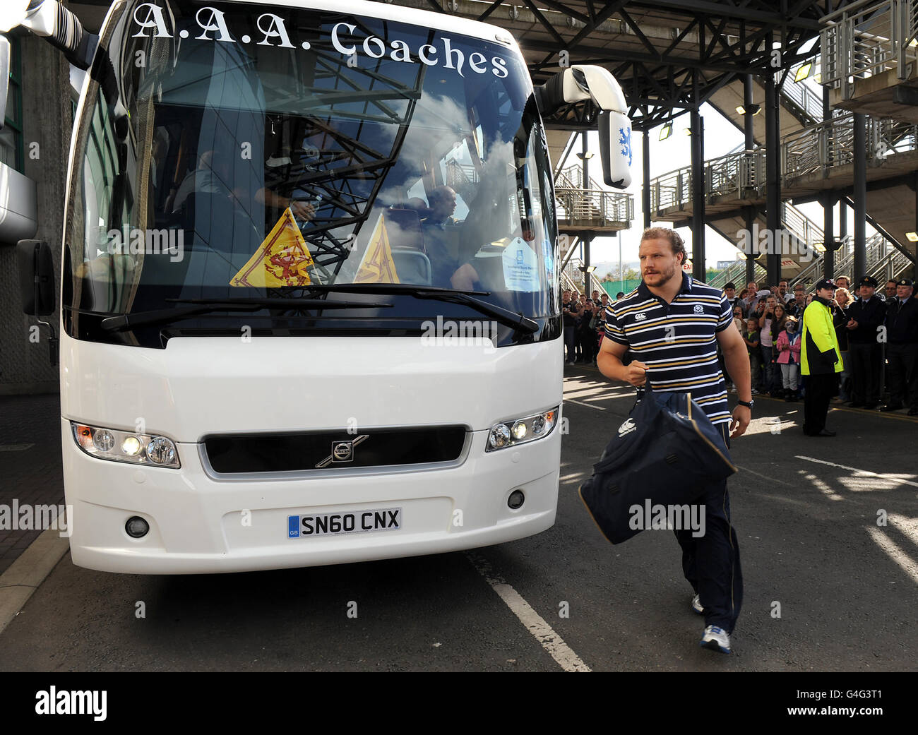 Rugby emc full length hi-res stock photography and images - Alamy