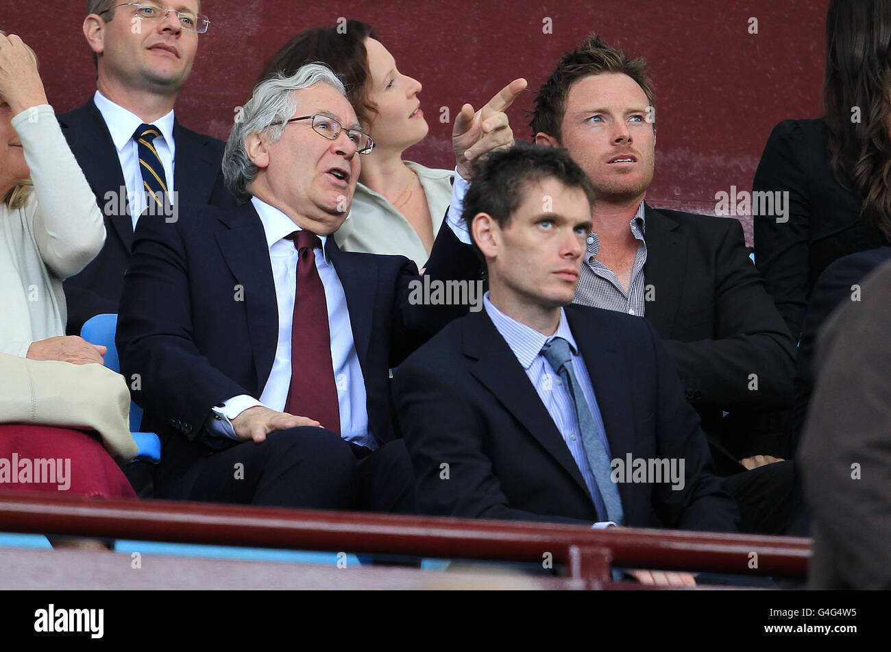 Left mervyn king hi-res stock photography and images - Alamy