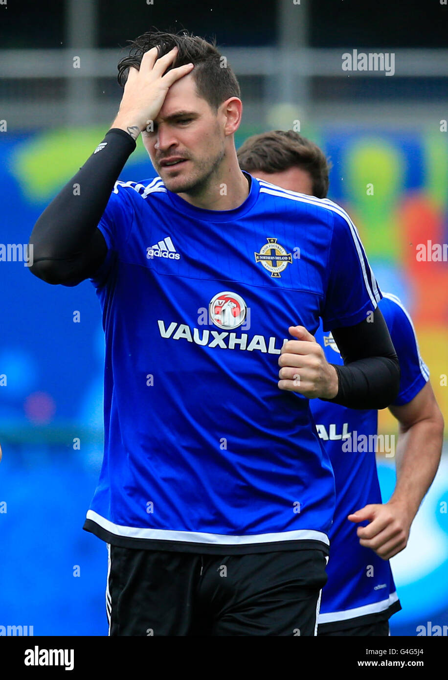 Kyle lafferty training for northern ireland hi-res stock photography ...