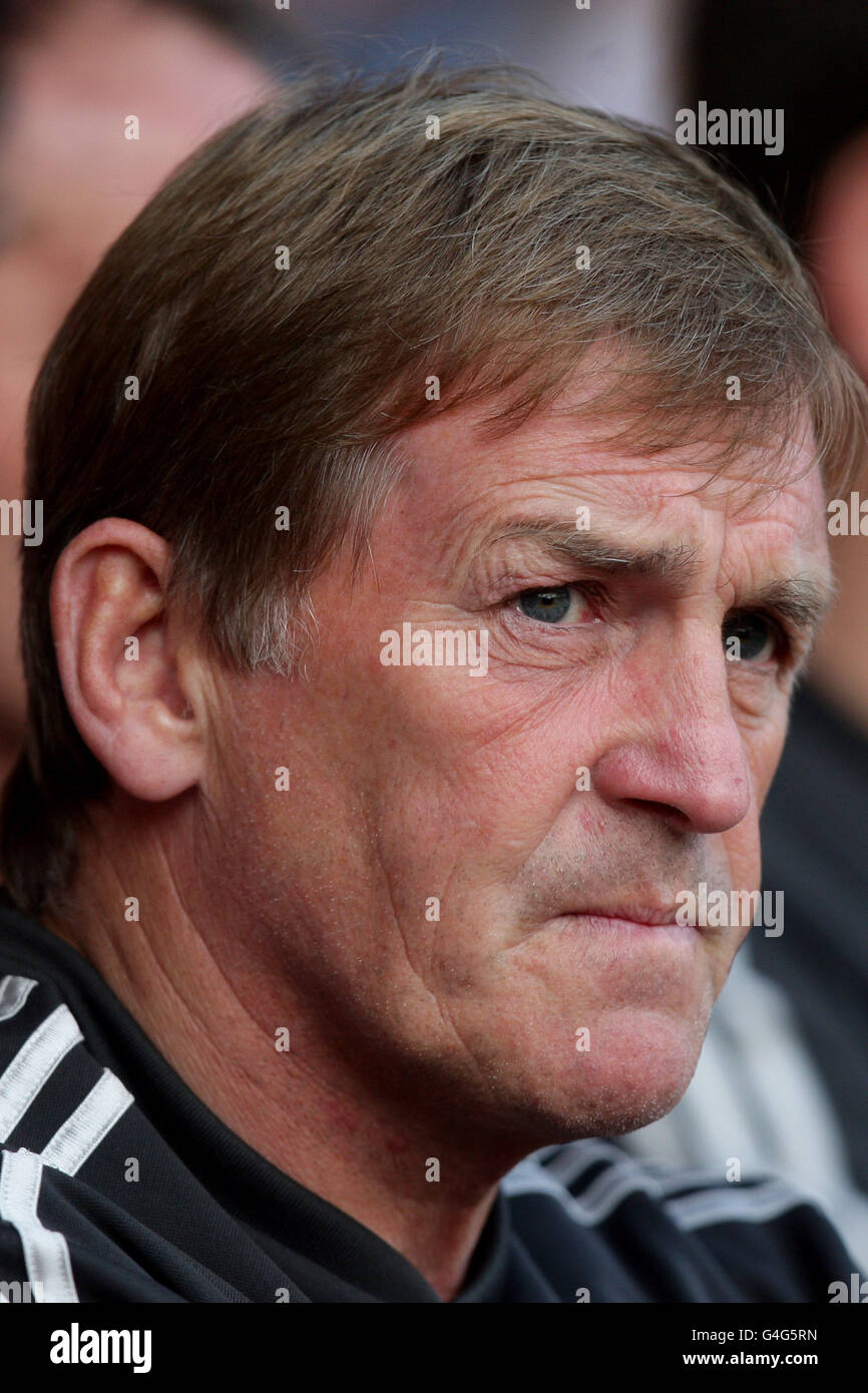 Liverpool manager kenny dalglish on the bench hi-res stock photography ...