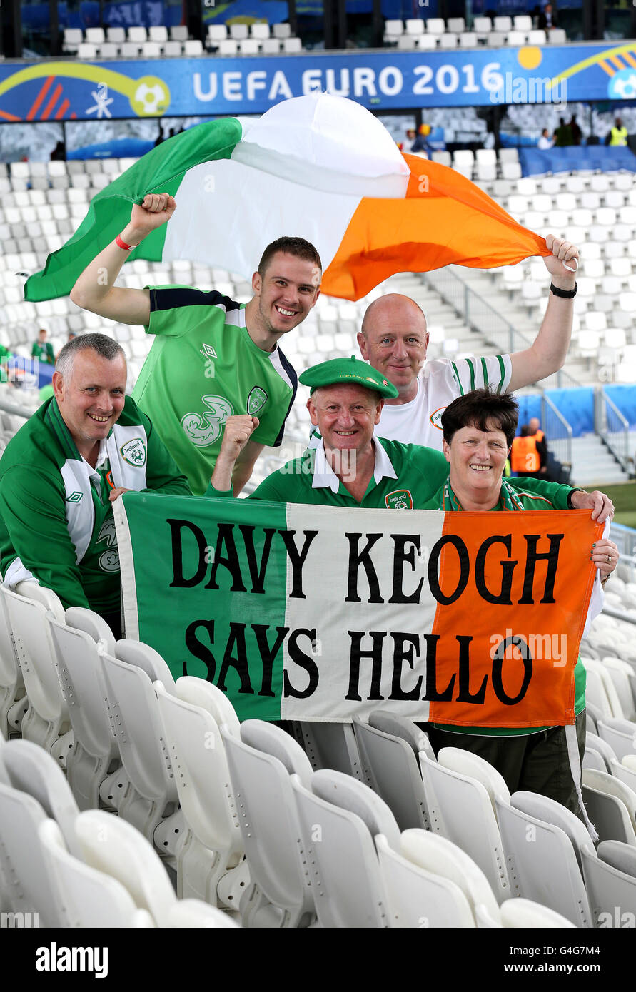 Republic of Ireland fans show support for their team before the UEFA ...