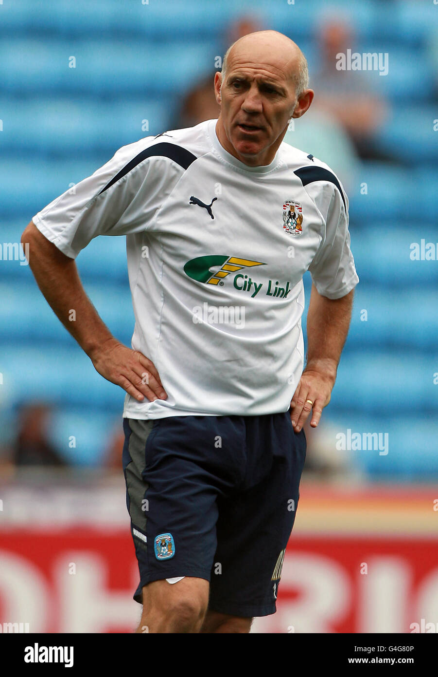 Coventry citys fitness coach mick rathbone hi-res stock photography and ...