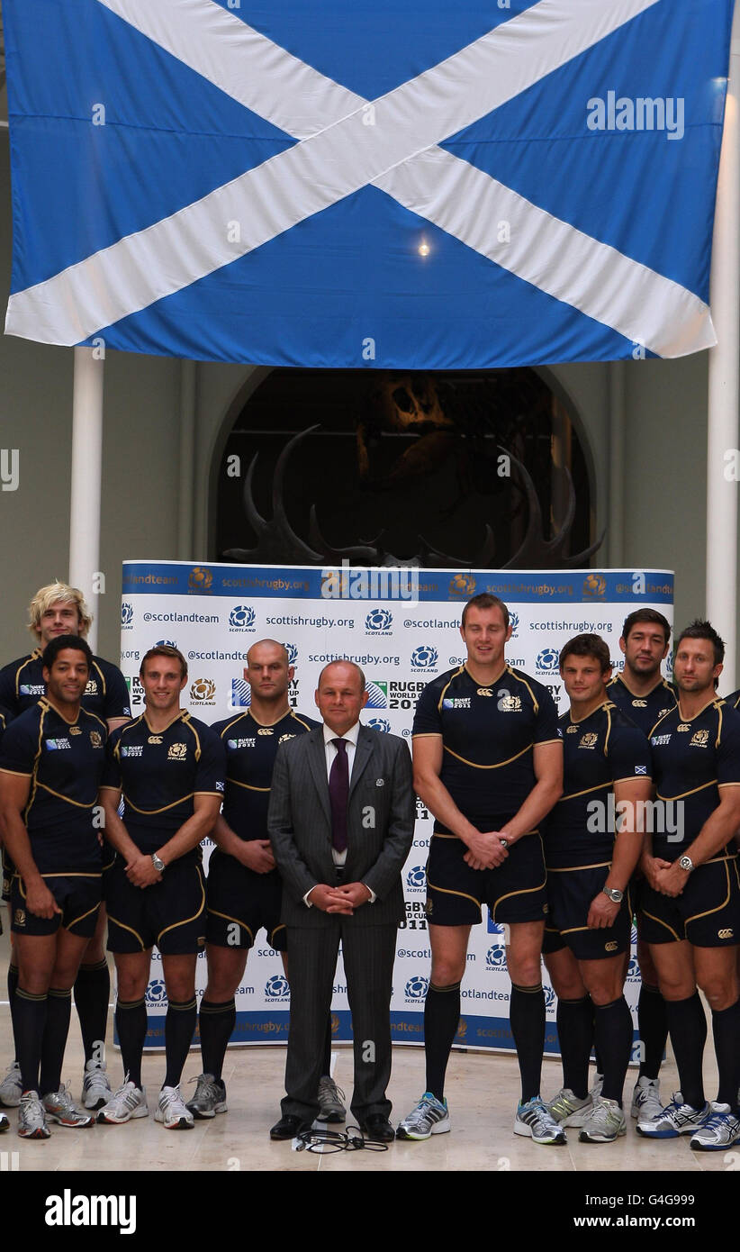 Rugbyu scotland full length mangrr hi-res stock photography and images ...