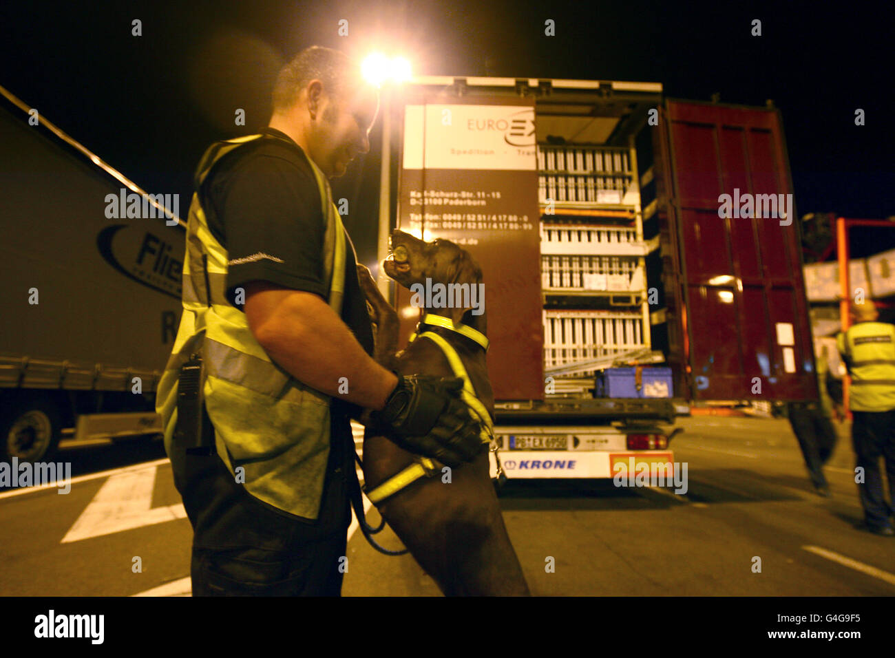 UK Border Agency checks Stock Photo - Alamy
