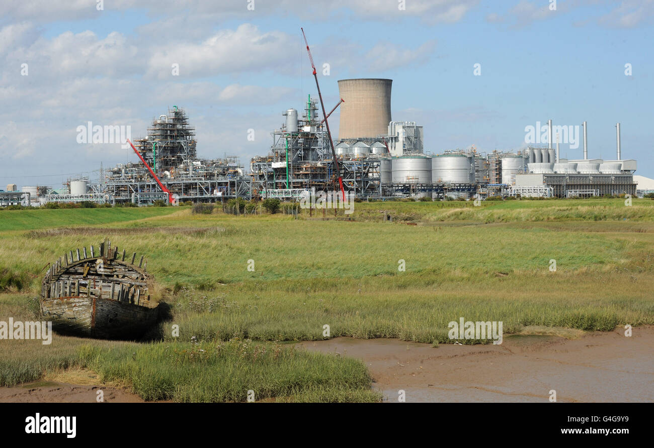 Salt End Hull High Resolution Stock Photography and Images - Alamy