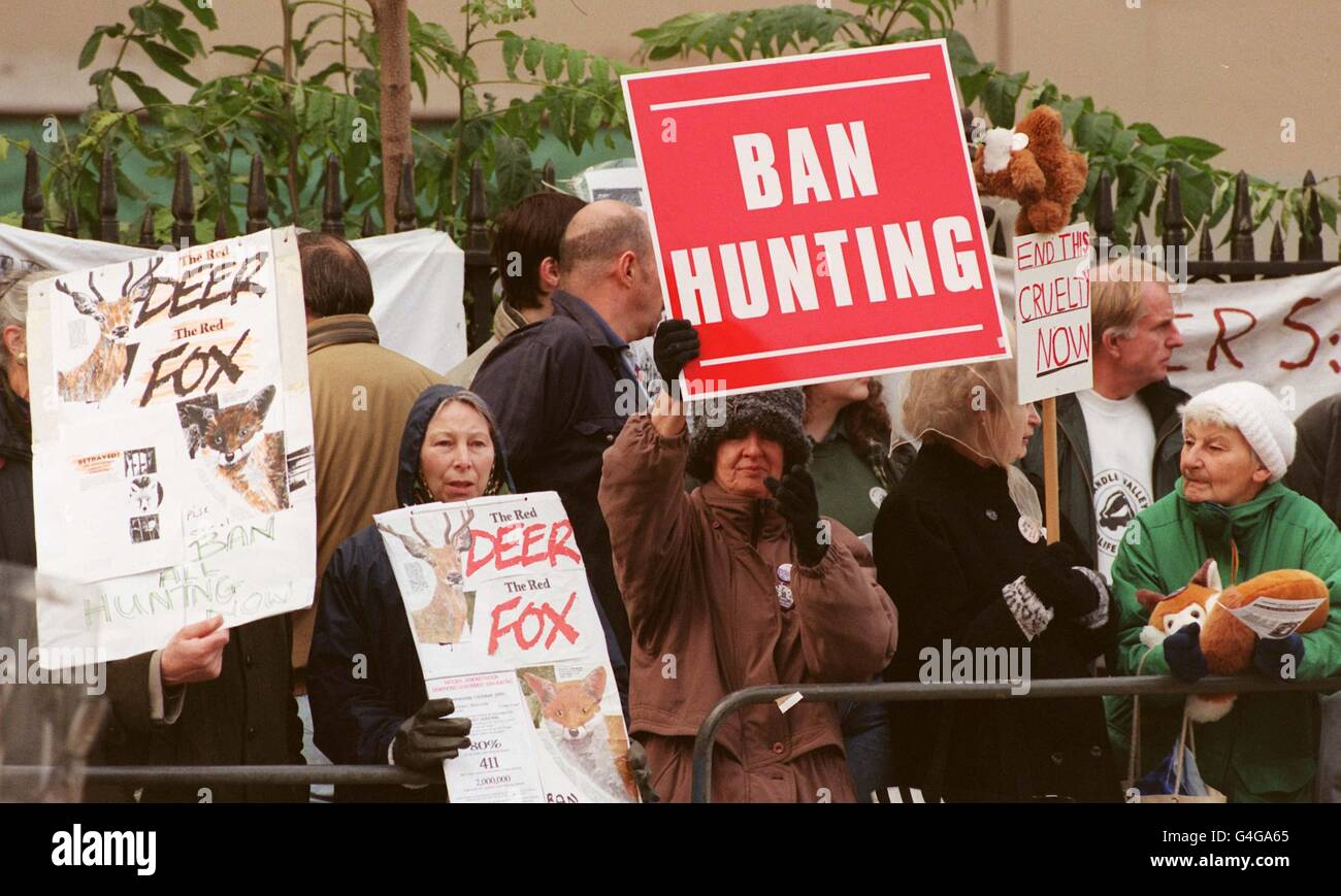 Protesters at an Anti-fox hunting protest outside the Houses of ...