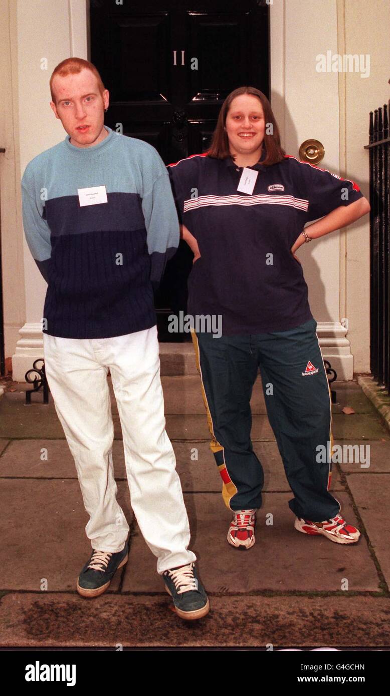 1990s britain hi-res stock photography and images - Alamy