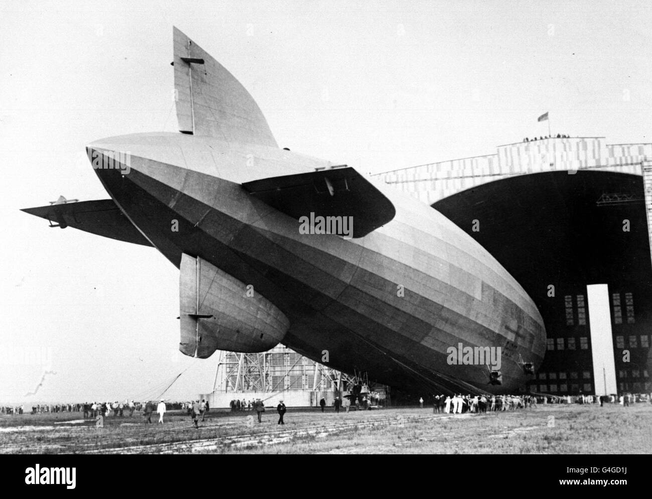 'GRAF ZEPPELIN' : 1929 Stock Photo - Alamy