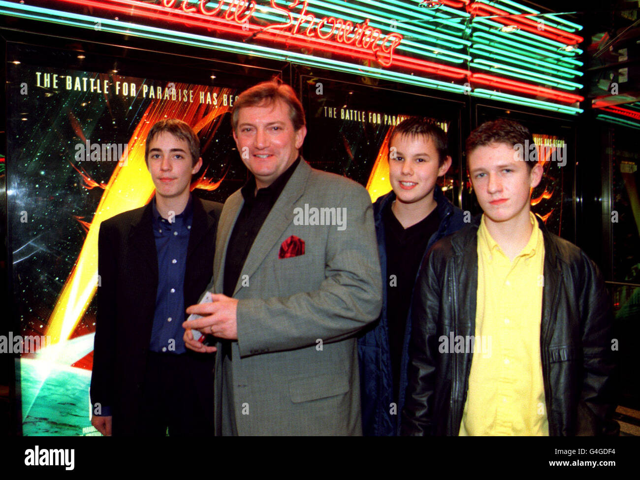 PA NEWS 15/12/98 ACTOR GRAHAM COLE, BEST KNOWN FOR HIS ROLE IN THE ...