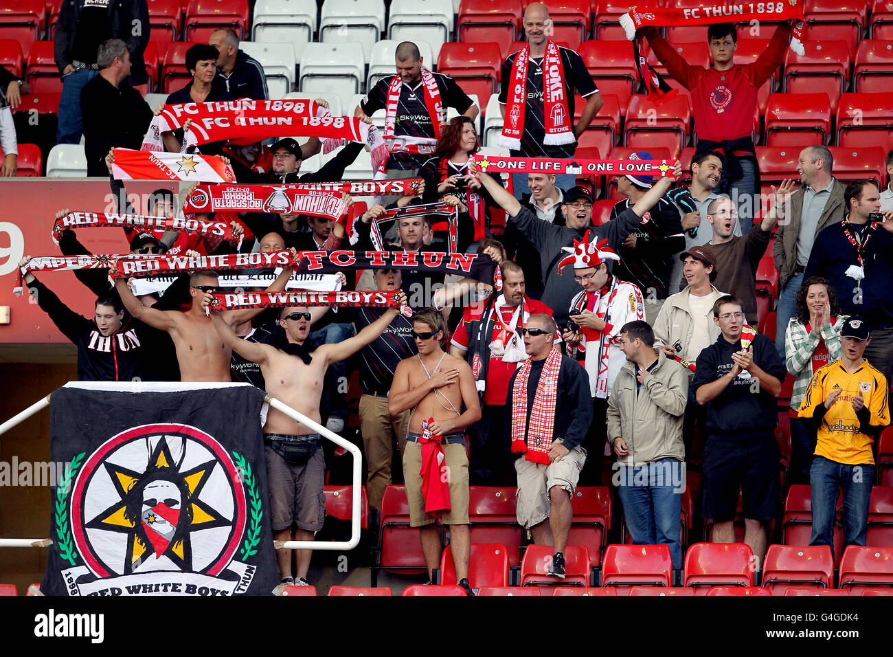 Thun fans in the stands hi-res stock photography and images - Alamy