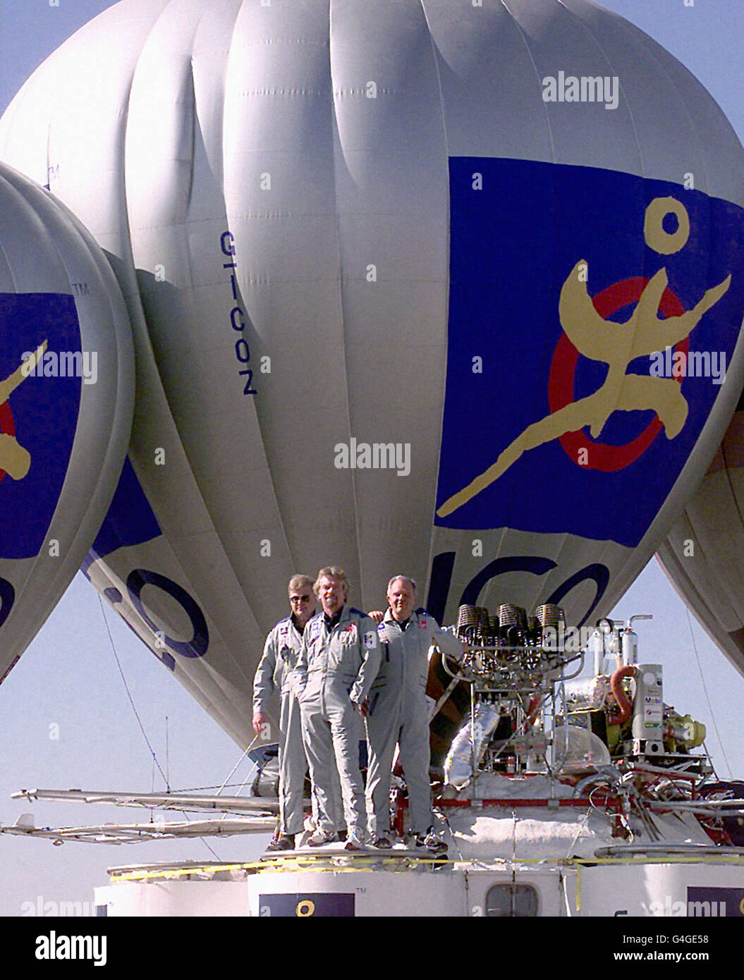 Richard branson balloon hi-res stock photography and images - Alamy