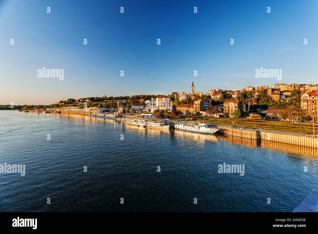 Panorama view on Belgrade fortress and old part of town, on confluence ...