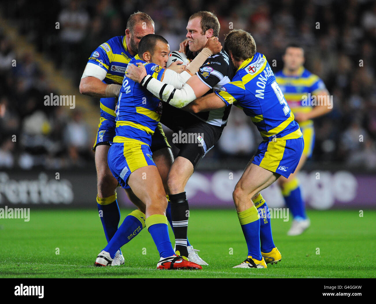 Warrington wolves gareth carvell hi-res stock photography and images ...