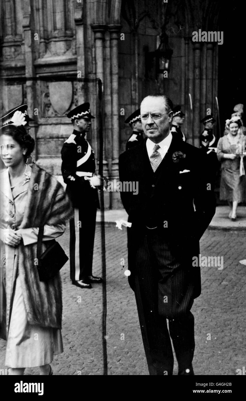 THE WEDDING OF VISCOUNT ALTHORP, 30 AND MISS FRANCES ROCHE, 18 YEAR OLD ...